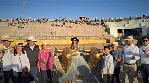 Arequipa Con 14 Peleas De Toros Celebran El 228 Aniversario De
