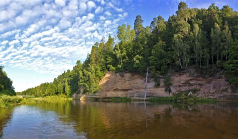 Velnalas Klintis Un Velna Ala Redzetlv