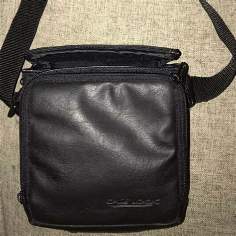 Case Logic Black Cd Dvd Disc Player Case Walkman Discman Bag Strap