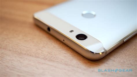 Huawei Nova Brings Premium Nexus Style To Midrange