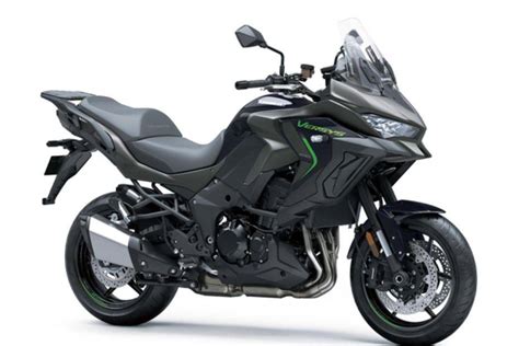 Different Motorcycle Types Explained Roadsters Advs Cafe Racers And