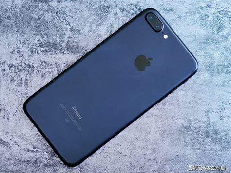 Iphone7p升级ios157，续航表现惊艳，丝滑的感觉又回来了，推荐系统升级信号机型