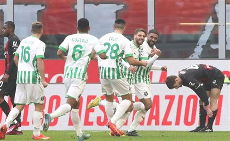 Crisis Total En Ac Milan Goleada Histórica De Sassuolo En San Siro