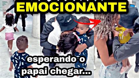Veja A ReaÇÃo Do Mc Poze Ao Ver Seus Filhos Esperando Ele Chegar De