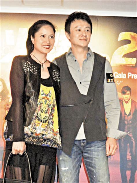 邵美琪驚訝施祖男有老婆 香港文匯報