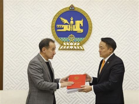 Хууль тогтоомжийн тухай хуульд нэмэлт өөрчлөлт оруулах тухай хуулийн төслийг өргөн мэдүүллээ