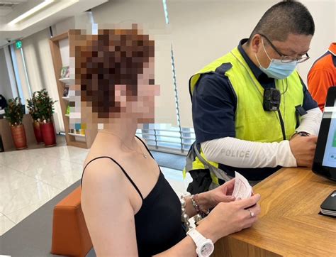 婦人誤信假投資真詐財 警成功保住四十四萬元