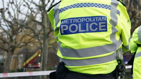 Girl 8 Seriously Injured In London Shooting Itv News London