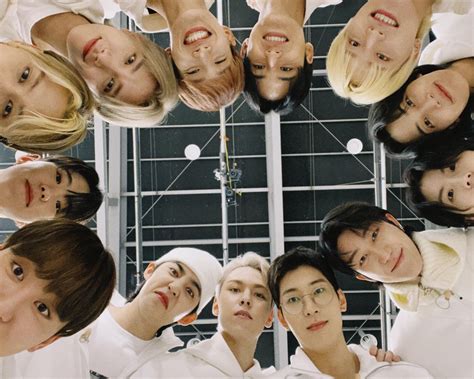 Pin By Deb On 🐢 My Loves ♡ ྀ Seventeen Wallpapers Seventeen