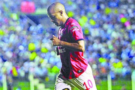 Jugador Brasileño Se Retiró De Partido Tras Insultos Racistas En