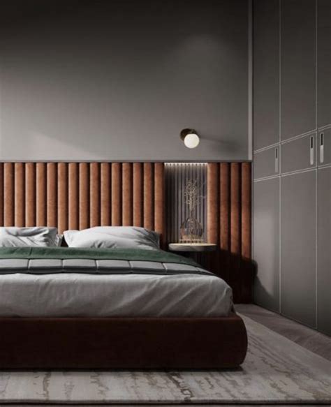 Современная спальня с большой кроватью