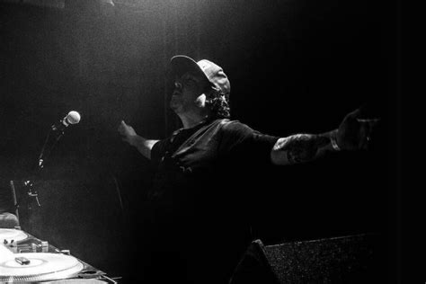 DJ Shocca Quando Suono Il Resto Scompare L Intervista