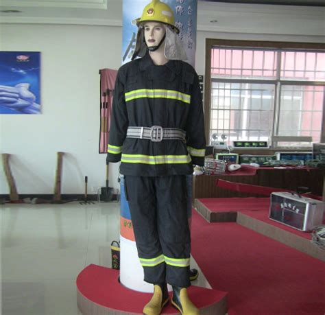 2002款消防员灭火防护服 苏州金属灭火器充装检测维修 消防工程安装维护保养 苏州百盾消防