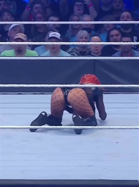 Becky Lynch Sexy Booty Wrestlemania Full Gallery Wtbijgnlxs