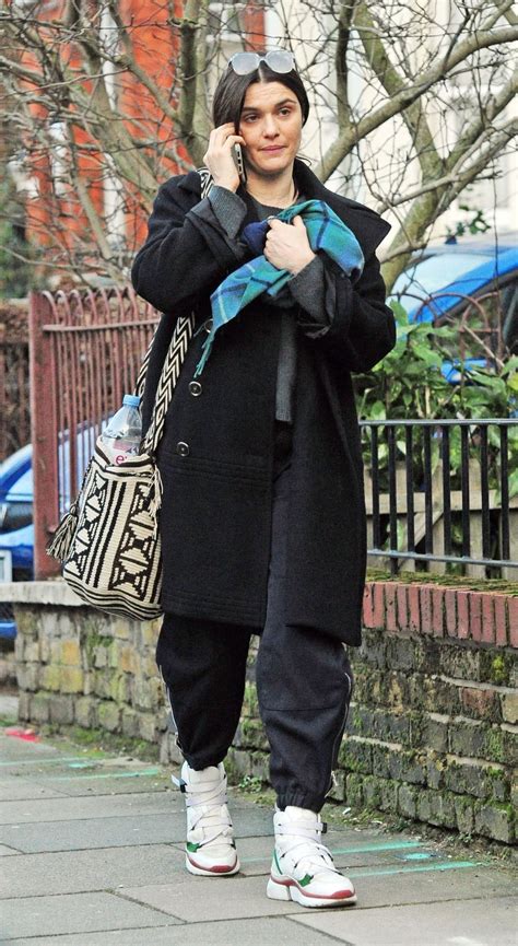 Rachel Weisz Style Clothes Outfits And Fashion Celebmafia