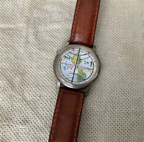 Vintage Art Dial Classico Watch Map Of Americas Quartz Battery 1990s