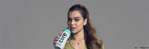 Hailee Steinfeld Core Hydration Shoot 4k Wallpaper Download