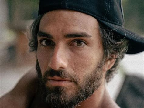 Indireta Hugo Moura Faz Post Após Equipe De Deborah Secco Confirmar