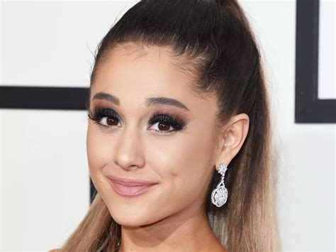 Ariana Grande Signature Hairstyle