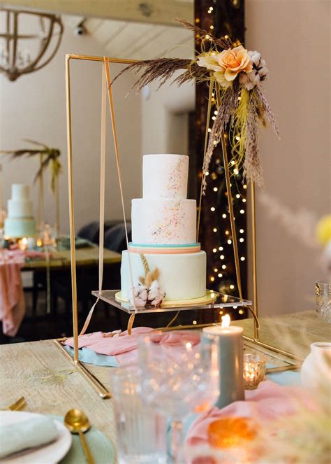 Modern Unique Wedding Cake Stands