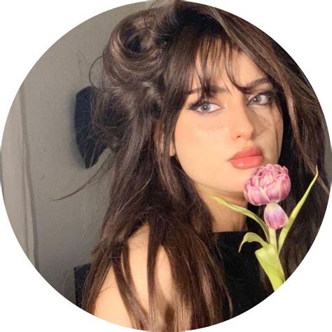 صور بنات مزز 2022 خلفيات بنات للفيس بوك Womens Top Women Fashion