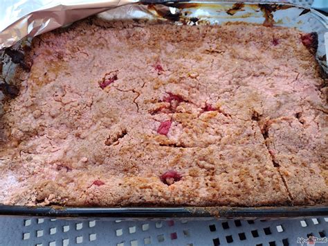 Strawberry Cheesecake Dump Cake