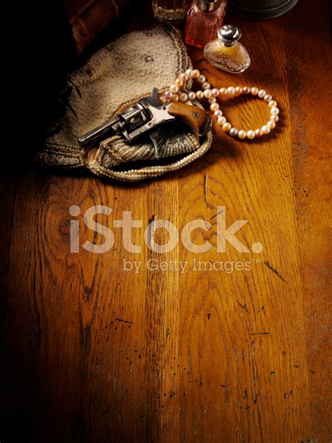 빈티지 핸드백 및 총 스톡 사진 Freeimages