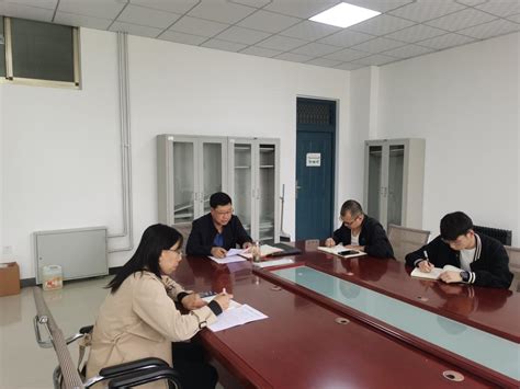 【主题教育】副校长曹惠清为地质学院全体党员讲授专题党课 甘肃工业职业技术学院地质学院
