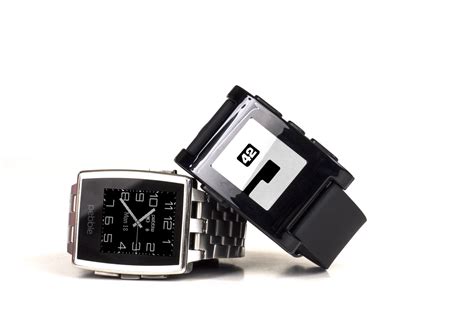 Pebble Steel Smartwatch is Now Available for Preorder