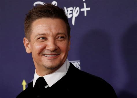 Jeremy Renner Treadmill