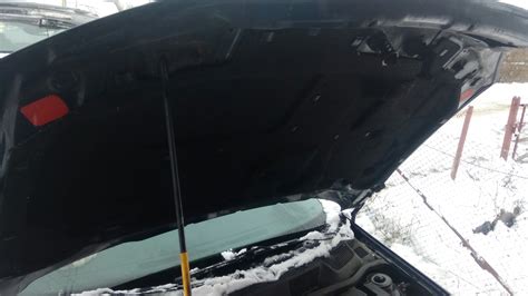 Изолятор капота — Opel Astra G, 1,7 л, 2001 года | своими руками | DRIVE2