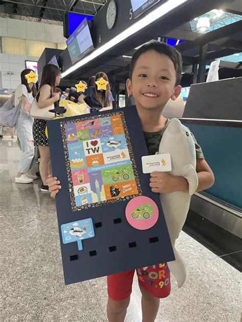 新加坡航空玩遊戲拿貼紙 孩童歡樂旅途從桃園機場開始 觸食旅