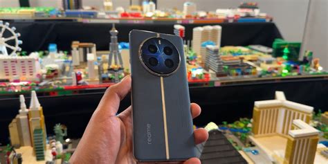 Realme 12 Pro Plus canlı olarak görüntülendi: İşte özellikleri ...
