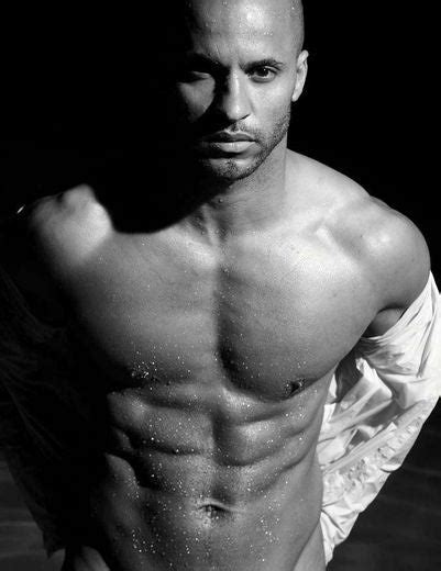Eye Candy Ricky Whittle Makes The Single Ladies Sweat Essence Essence