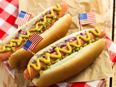 25 Regional Hot Dog Styles Across The Usa