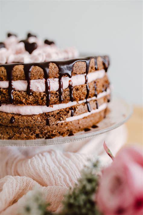Schoko Himbeer Naked Cake Mit Drip Heyitsju De