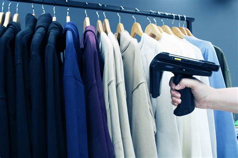 Rfid Scanner Guide Uses Benefits And Applications Checkpoint Systems