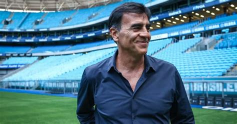 Urgente Demissão De Quinteros é Aprovada No Grêmio
