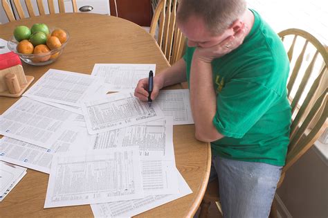 Avoid These Common Errors When Filing Your Tax Return