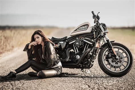 Women Girls Motorcycles Hd Wallpaper