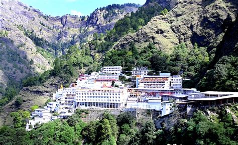 Maa Vaishno Devi Yatra 2024 म वषण दव जन वल शरदधलओ