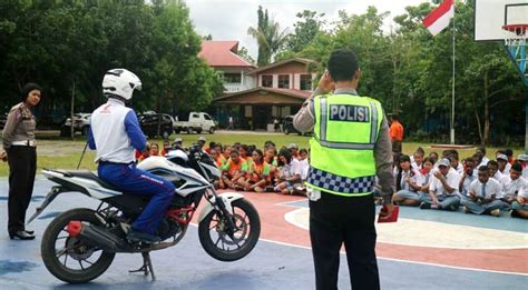 Astra Motor Papua Dan Dit Lantas Polda Papua Sosialisasikan Safety