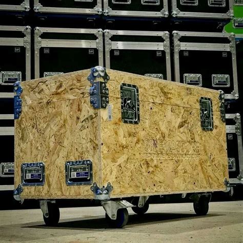 Pine Osb Board 18 Mm 8x4 Surface Finish Matte At Rs 69 Sq Ft In