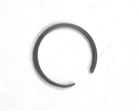 Circlip To Retain Input Shaft