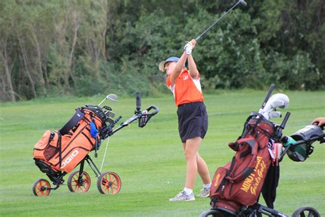 Midgets Make A Swing Toward State The Dickinson Press News Weather