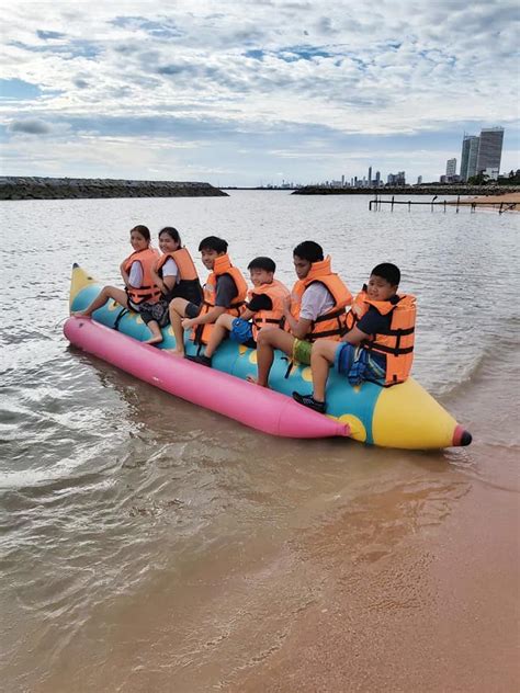 กิจกรรมทางน้ำ Banana Boat ก็มีนะค่า Worita Cove Hotel Facebook