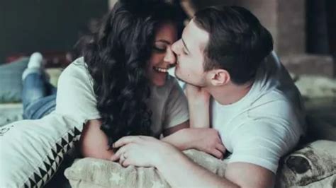 Sex Break इस देश में लंच और कॉफी ब्रेक के दौरान सेक्स की सुविधा पहले