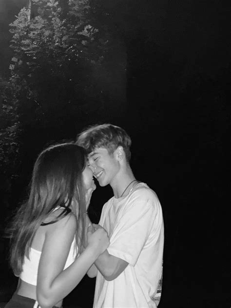 Pin By Klara On Love Cute Relationship Photos Relationship Goals