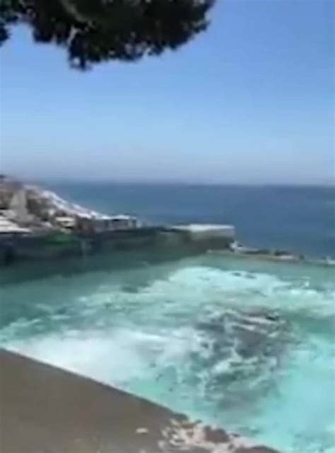 Exiting The Pool Scrolller