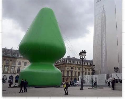 Whos Up For A Princess Plug Christmas Scrolller